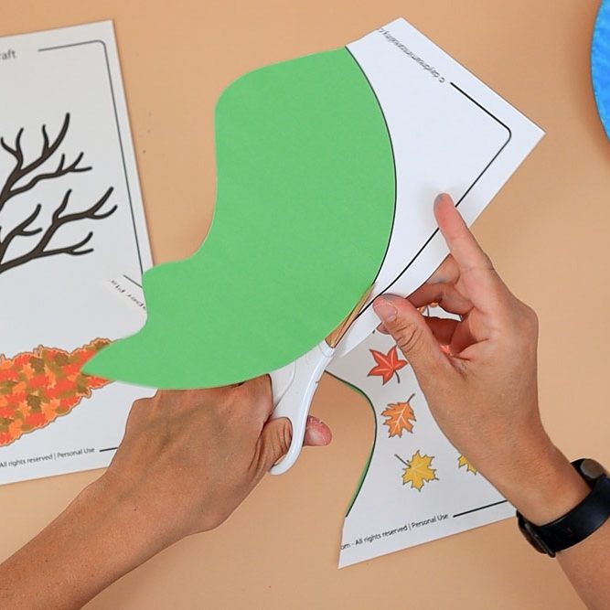 Fall Paper Plate Tree Craft for Kids | Free PDF Template! ~ Daydream ...