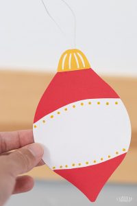 Paper Christmas Ornament Craft For Kids | Free PDF Template! ~ Daydream ...