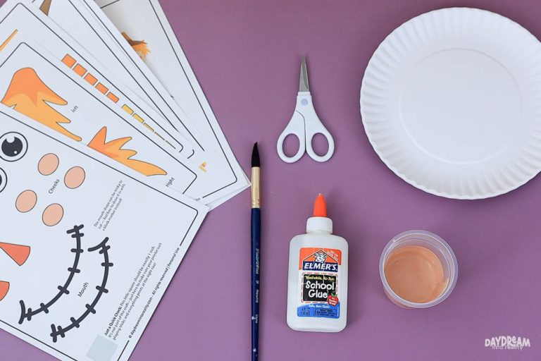 Paper Plate Scarecrow Craft For Kids | Free PDF Template ~ Daydream ...